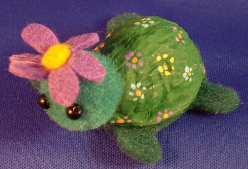 Walnut Shell Animals | FaveCrafts.com